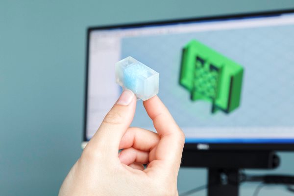 ACEO s'apprête à dévoiler une imprimante 3D silicone multi-matériaux ...